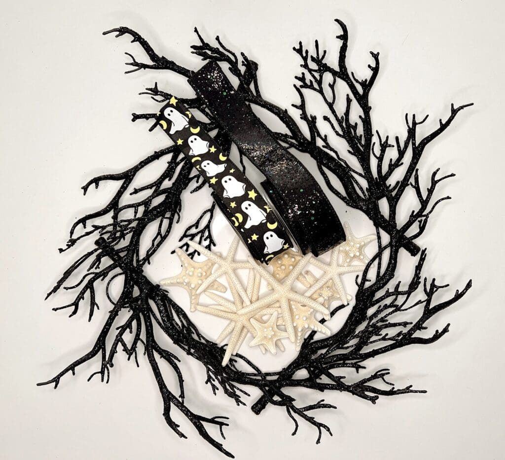 Easy Coastal Halloween Craft: Spooky Starfish Wreath - From the Bay to ...