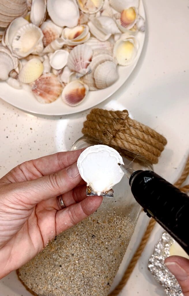 DIY Coastal Candle Jar: A Step-by-Step Guide – From the Bay to the Beach