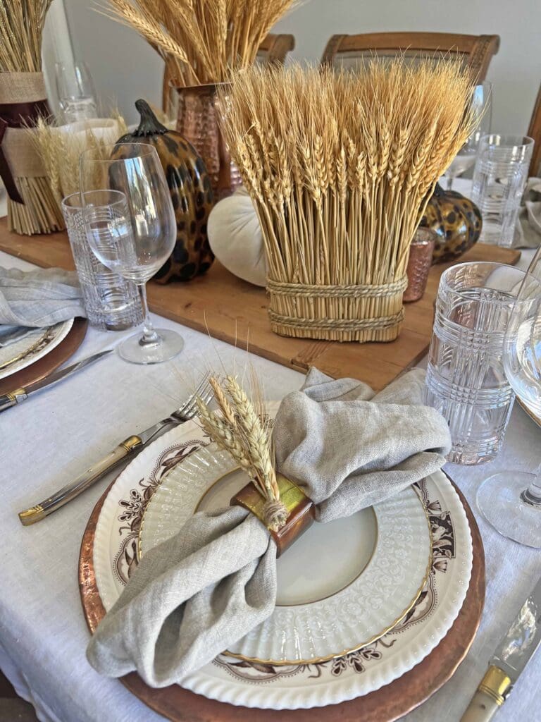 A Beautiful Coastal Thanksgiving Table – From the Bay to the Beach