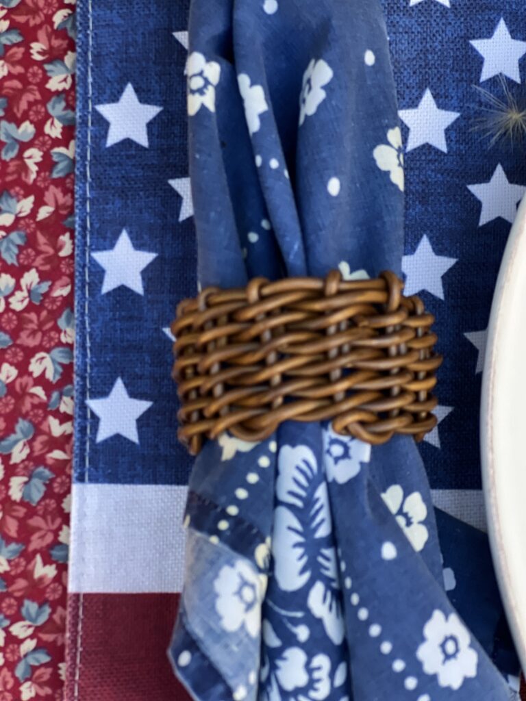 How to Create a Ralph Lauren-Inspired Patriotic Tablescape – From the ...